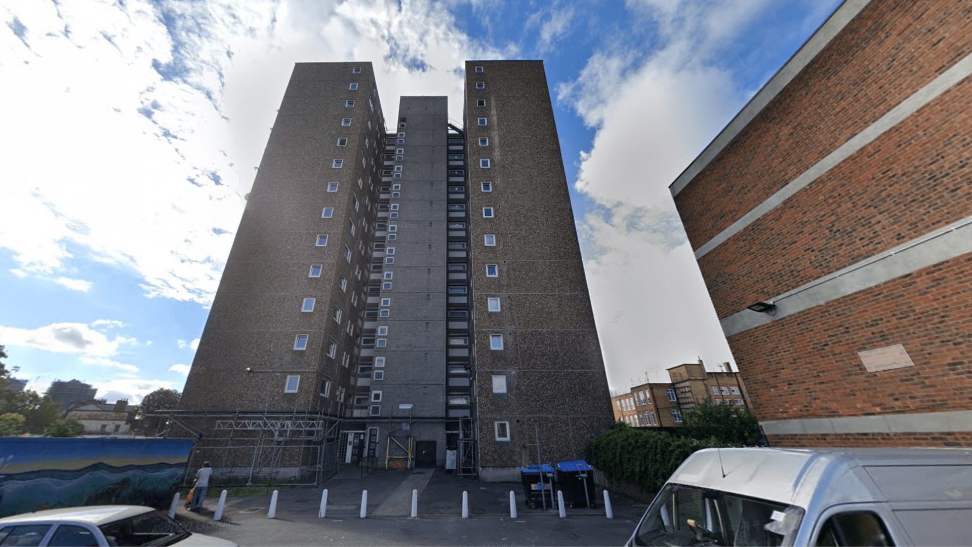 London residents ordered out of block amid fire concerns - Project ...