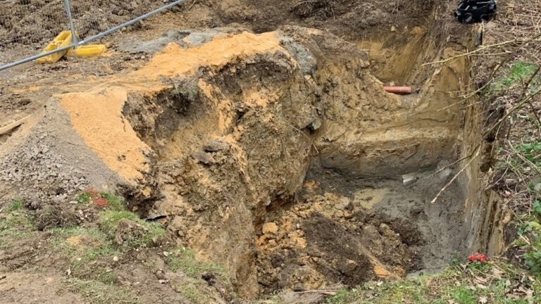 Excavation collapse inflicts multiple bone fractures on worker ...